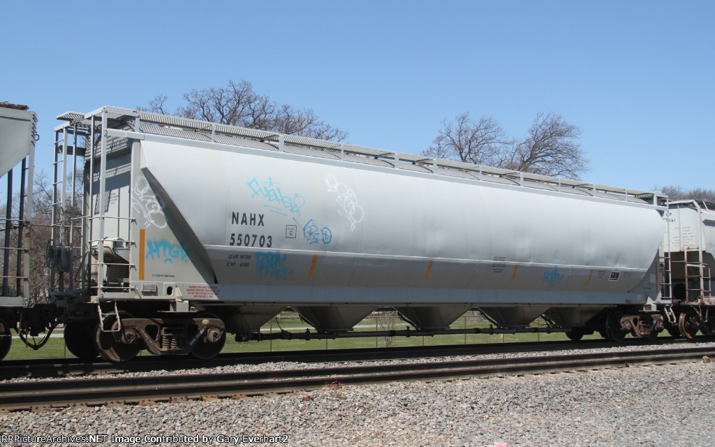 NAHX 550703 - Wells Fargo Rail Corp